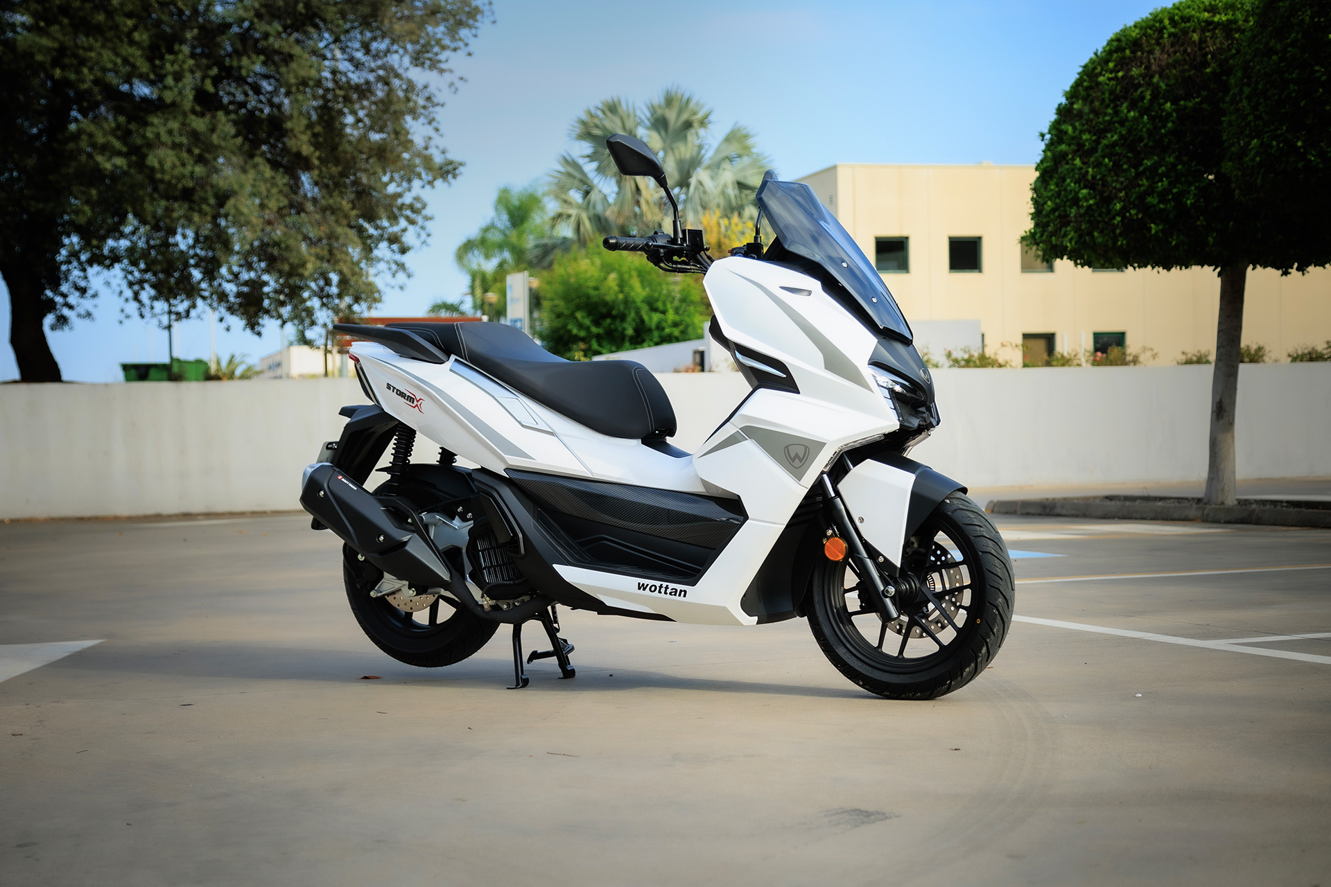 Wottan Storm-X - lo scooter urbano che si muove con te | Wottan Motor